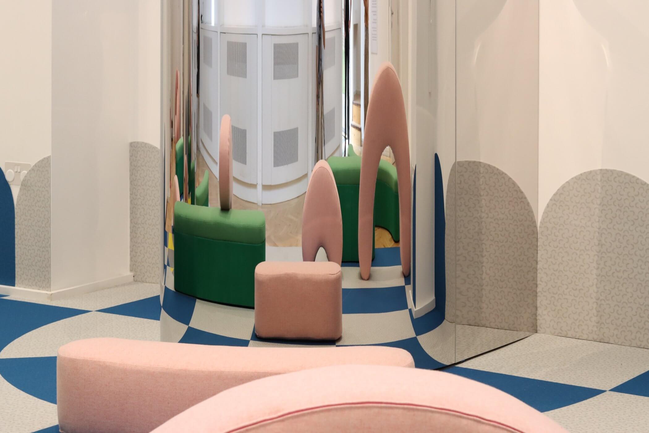 Mirror Shape Play (Play & Imagine) – Orleans House Gallery